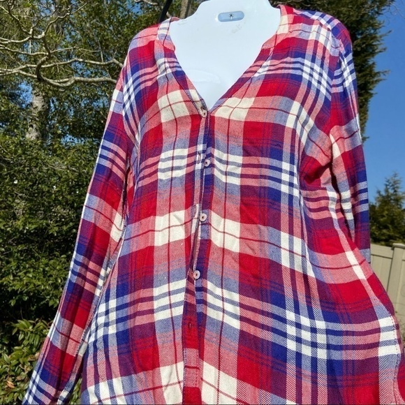 Max Jeans | Tops | Max Jeans Summer Flannel In Red White Blue Just In ...